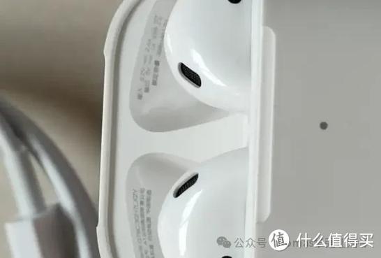 华强北Airpods开盖不亮绿灯截图