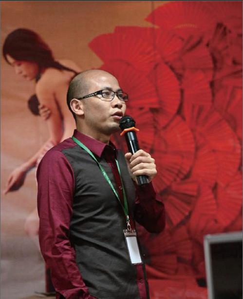 茵曼化妆品的创始人是谁图标