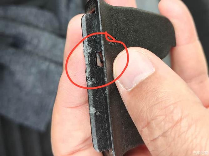 锁芯掉出来了怎么办图标