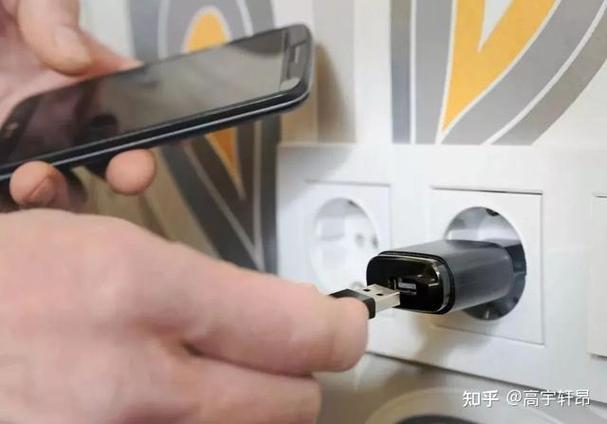 把充电器拔了手机还显示充电图标