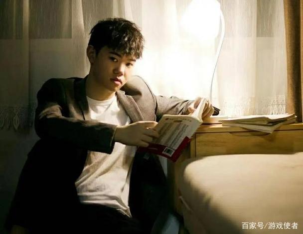 韩涵的任职经历图标