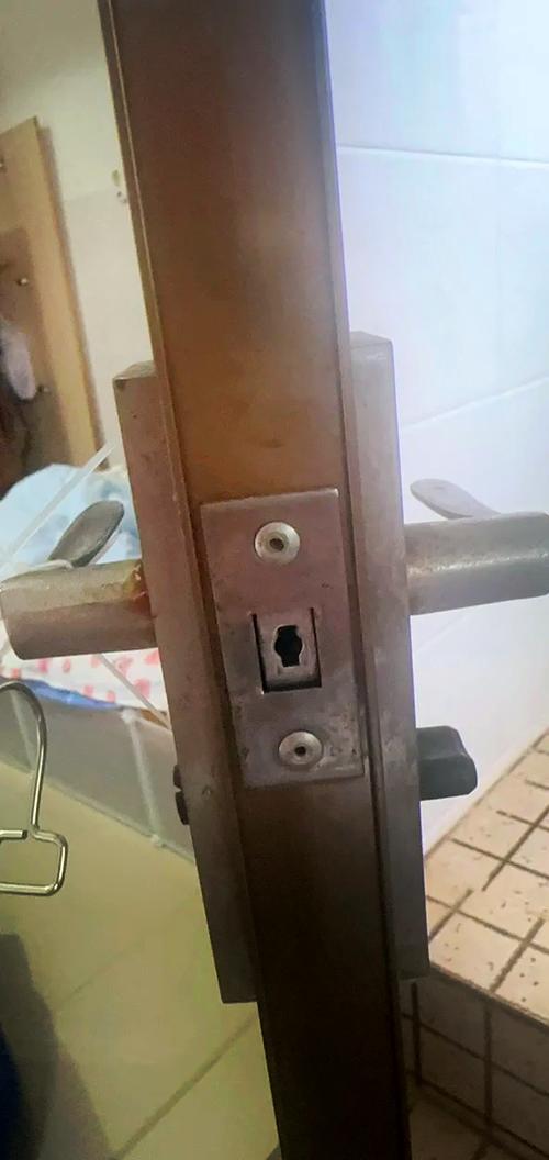 铆钉用什么方法能拆掉图标