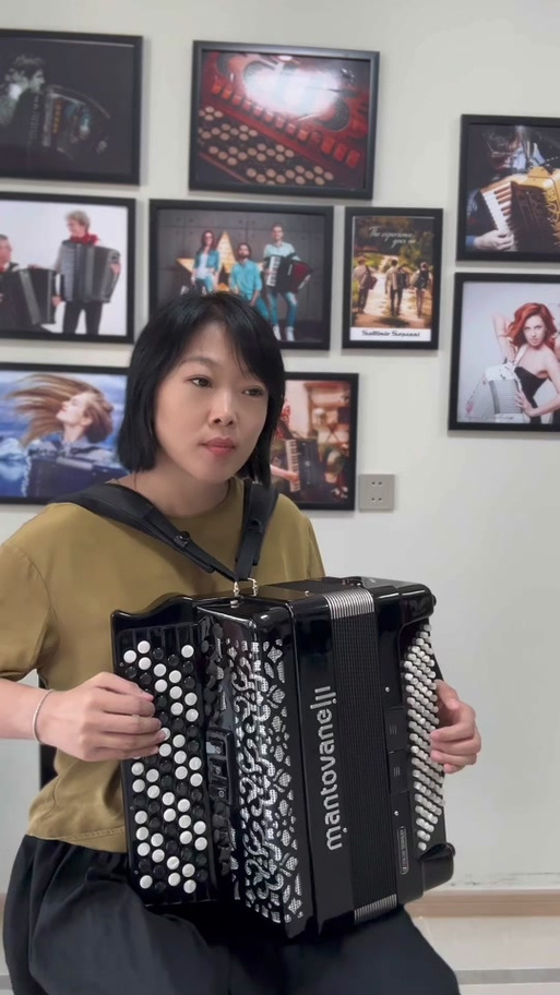 巴扬手风琴教学视频截图