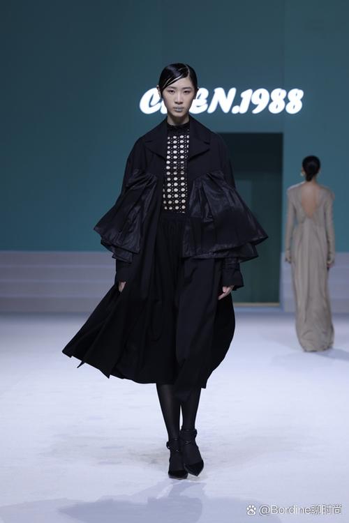 黑色衣服褪色怎么恢复图标