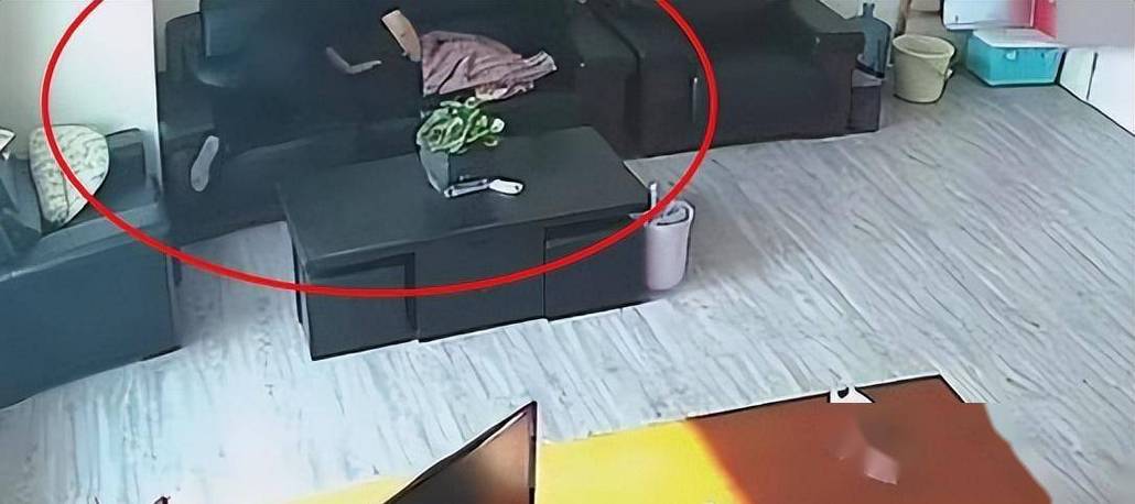 办公室监控忘关了图标