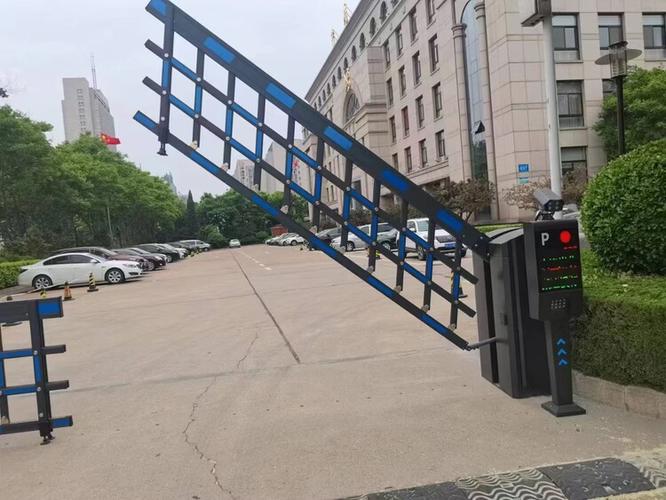 道闸杆落下又自动升起来图标