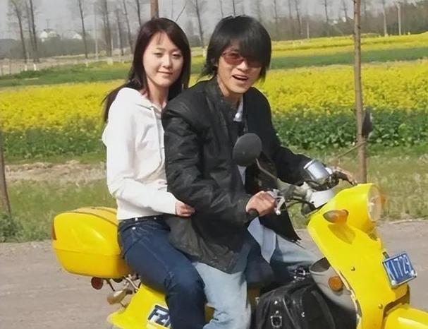 韩寒照片大全高清图片图标