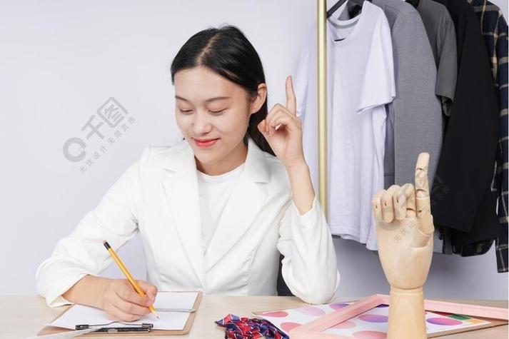 川村千里《鱼世纪末人偶传说》图标