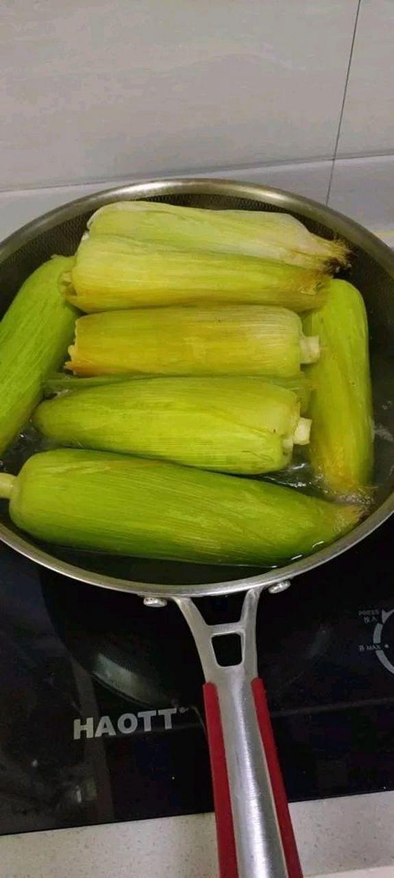 玉米生冻还是熟冻好图标