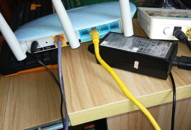 两家共用一根网线坏处图标