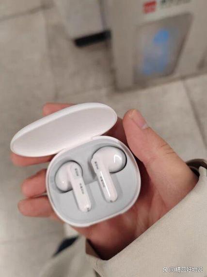 蓝牙耳机空仓状态下可以充电吗