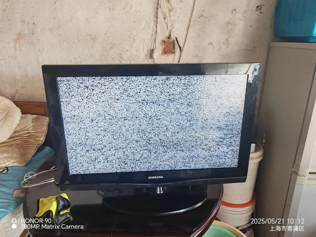 三星电视反复重启