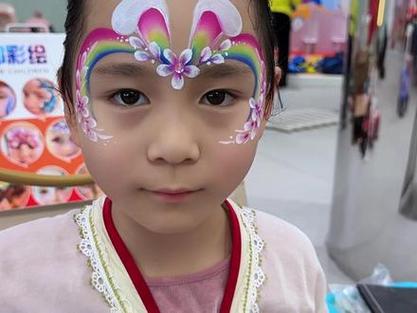 儿童面部彩绘小兔子图标
