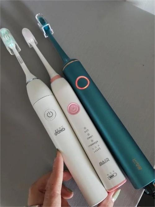 电动牙刷不动但是灯一直亮着图标
