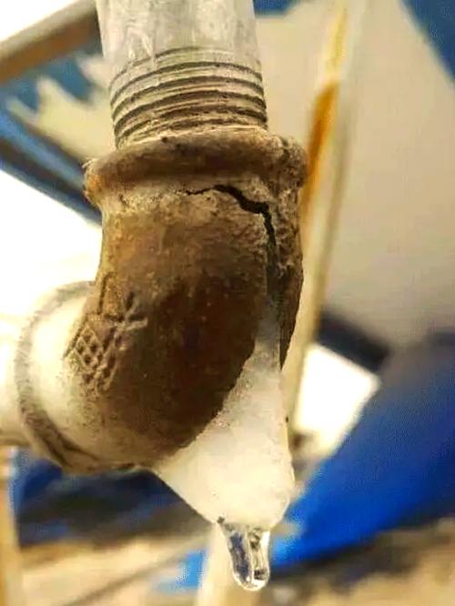 水管解冻剂