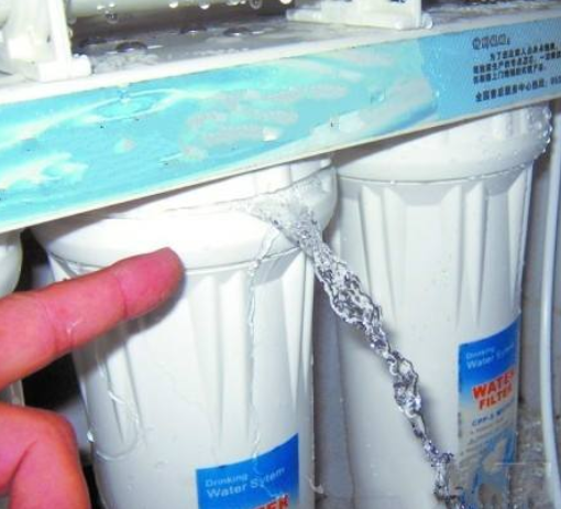 净水器漏水图标