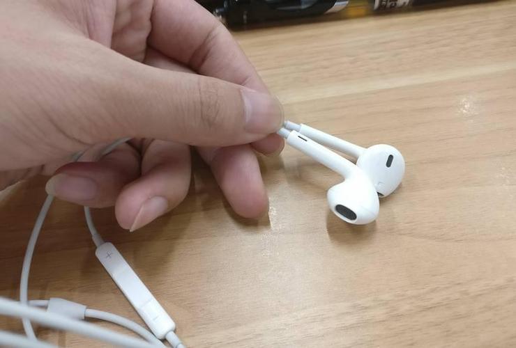 耳机经常坏一边截图