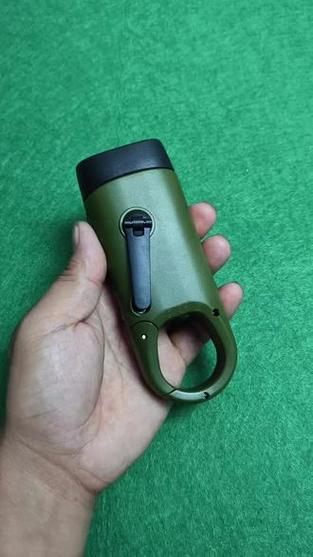 手摇充电手电筒好用吗?图标