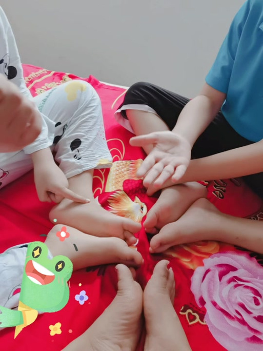 点脚丫子的游戏图标