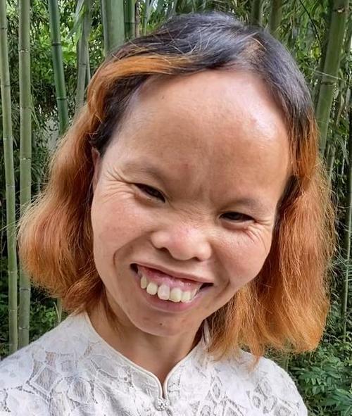电视剧丑女剧情介绍图标