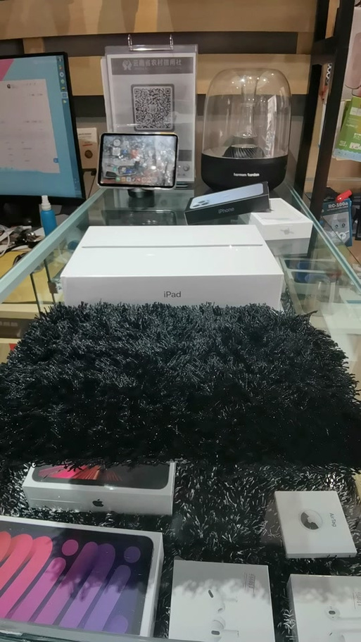 苹果平板ipad屏幕黑边截图