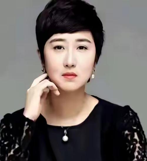 张语芯年龄图标