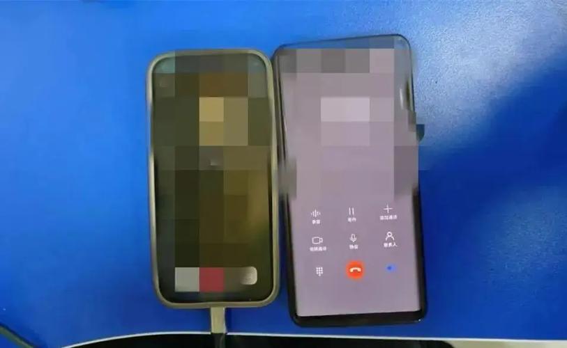 接打电话出现广告图标