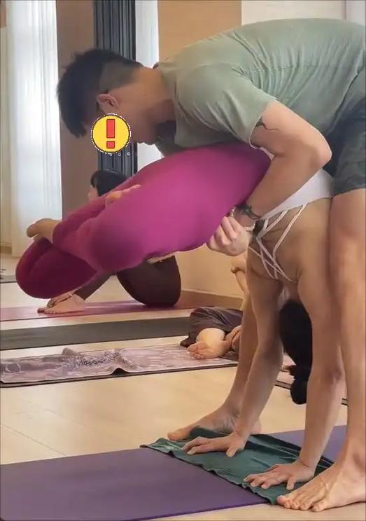 女朋友是个瑜伽教练截图