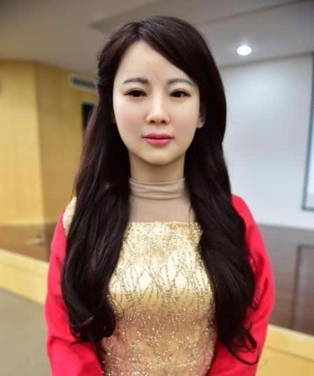 最漂亮的女性仿生机器人截图