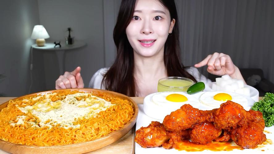 韩国吃播炸鸡和火鸡面图标