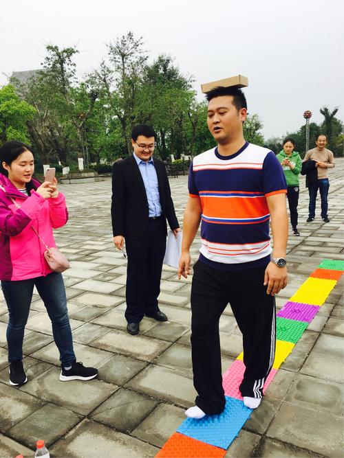 猫步运动红包图标