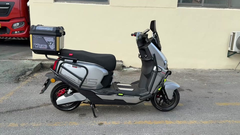 台铃封神电动车