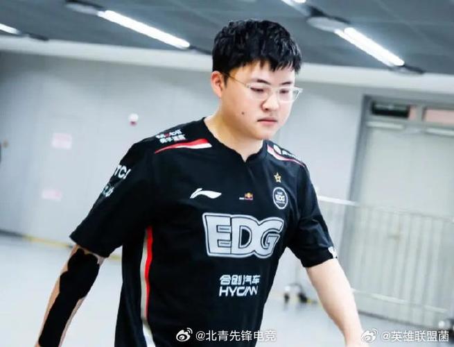 uzi到底什么水平截图