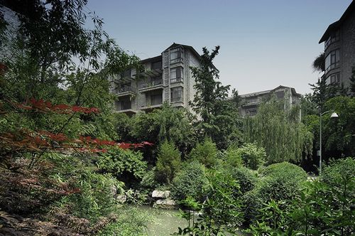 成都春天花园小区截图