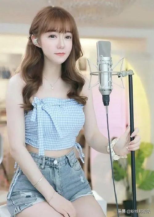 星妹妹拍艺术照花了多少钱截图