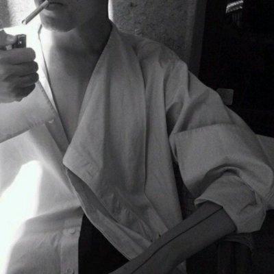 撩人的男生头像图标