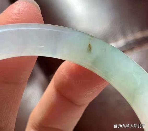 翡翠手镯的保养方法图标