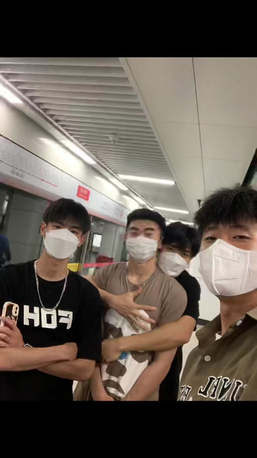 白开水直装v3.9地铁逃生图标