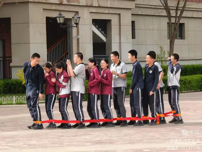 十人九足游戏注意事项截图