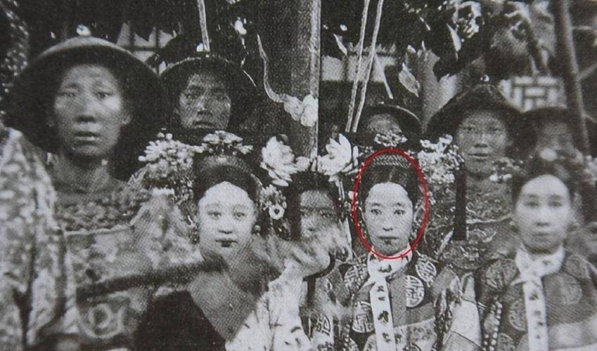 慈禧太后和隆裕太后图标