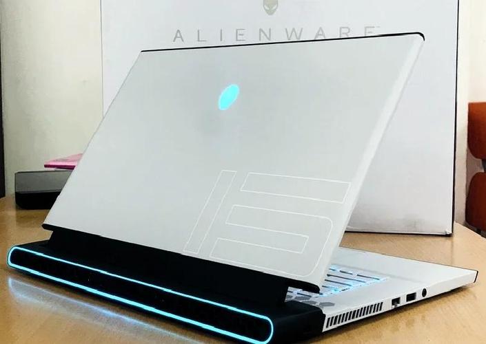 外星人m15r2多少钱图标