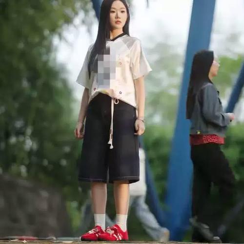 怎么找同款衣服图标