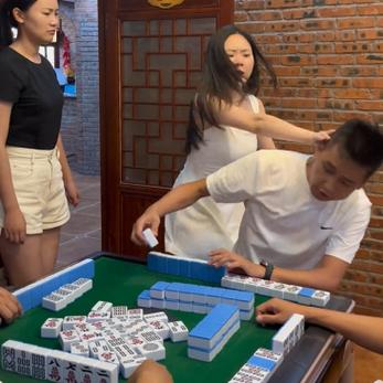 62年女虎今天下午打麻将运气怎样