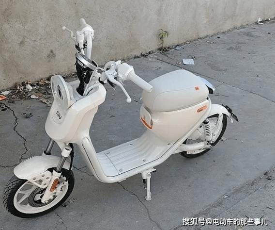 小牛电动车使用方法视频