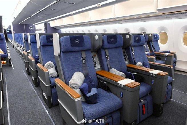 汉莎航空a380上层经济舱