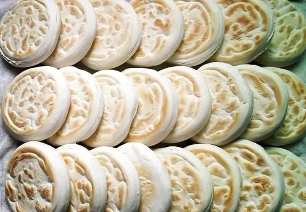 类似月亮月饼的游戏图标