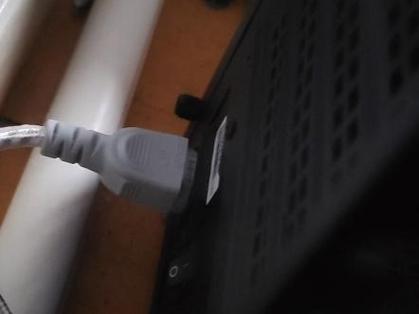 电脑有电流声滋滋滋是正常现象吗截图
