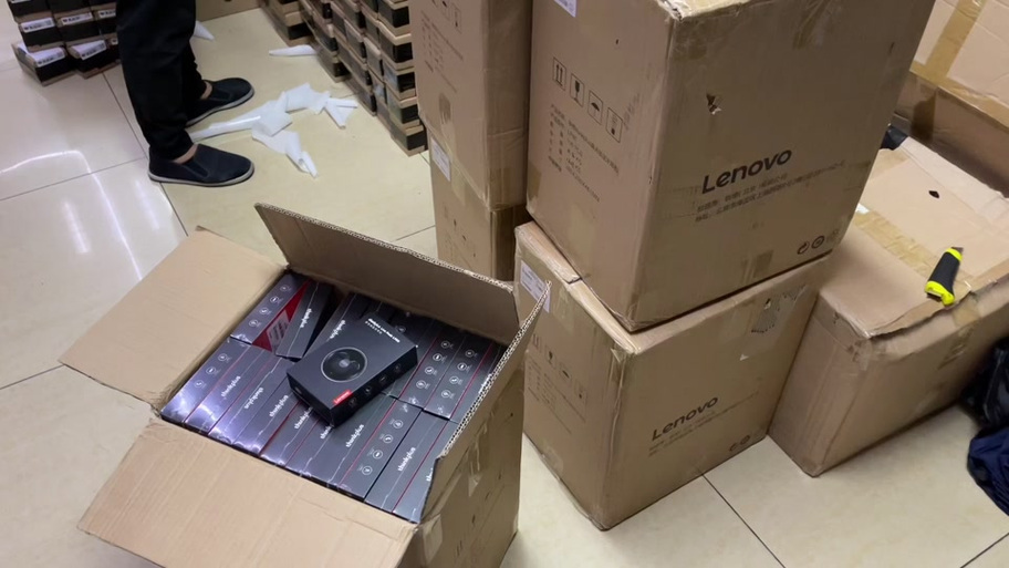 联想蓝牙耳机指示灯一直亮图标
