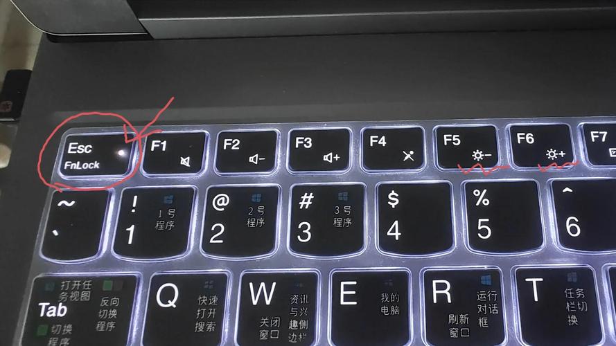 fnlock灯一直亮截图
