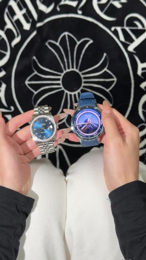 oppowatch和oppowatch2对比图标